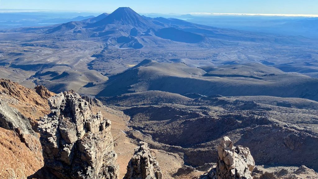 Mt Ruapehu Summit Plateau Guided Walk - Adrift Tongariro
